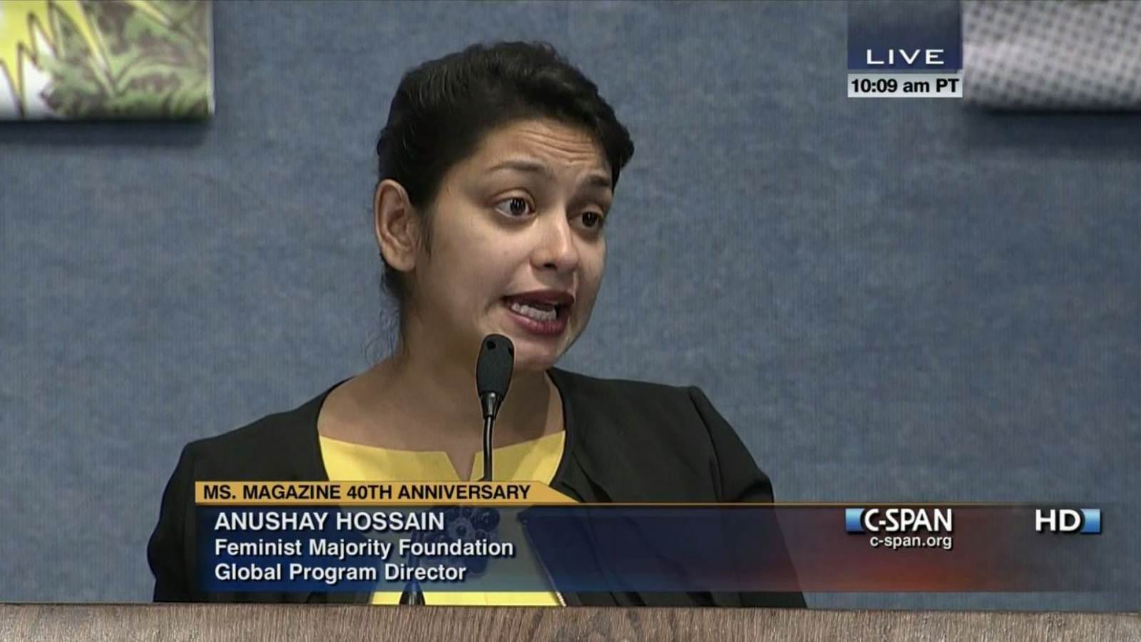 Anushay Hossain - A Bangladeshi Blogger - Bangladesh Circle